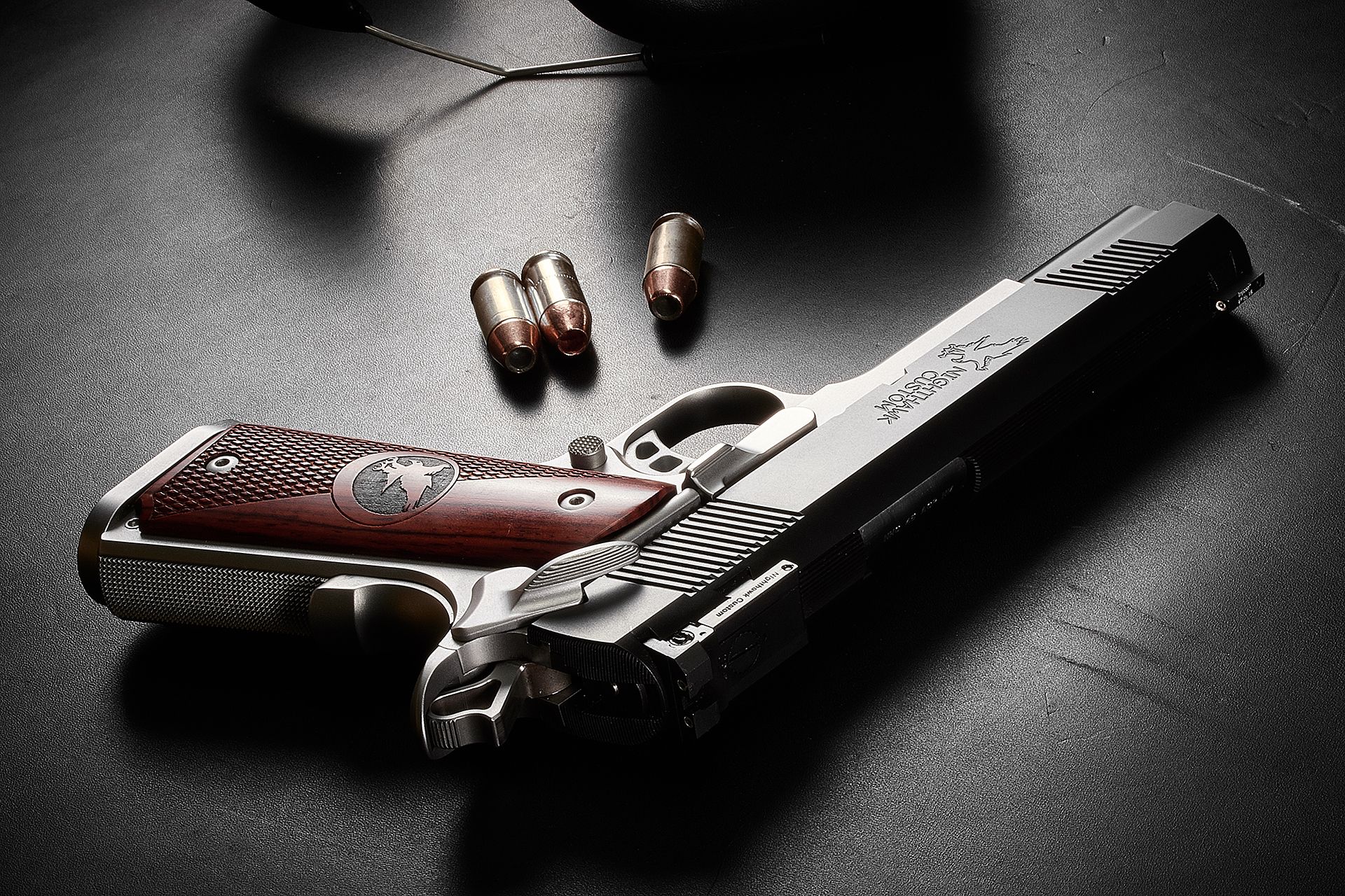 Dominator Pistol | Nighthawk Custom