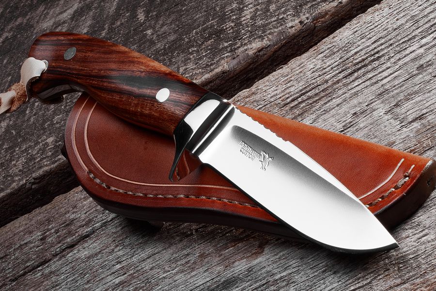 Nighthawk Custom hand made custom knives by Keith Murr.